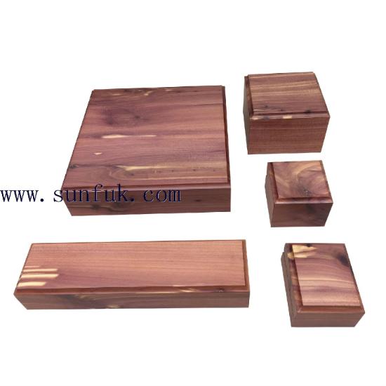 Red Cedar Wooden Set Box | Jewellery Box | Packaging & Displaying Materials